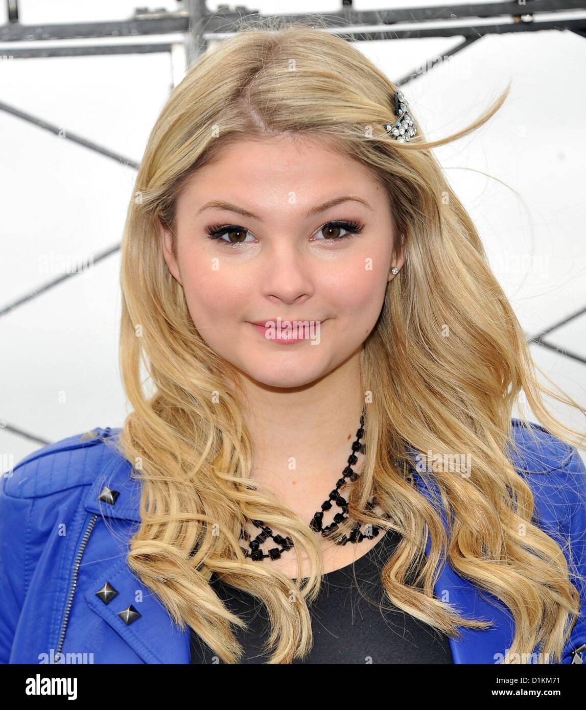 Stefanie scott empire hi-res stock photography and images - Alamy