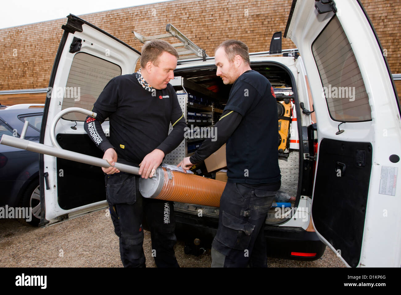 Plumbers van hi-res stock photography and images - Alamy