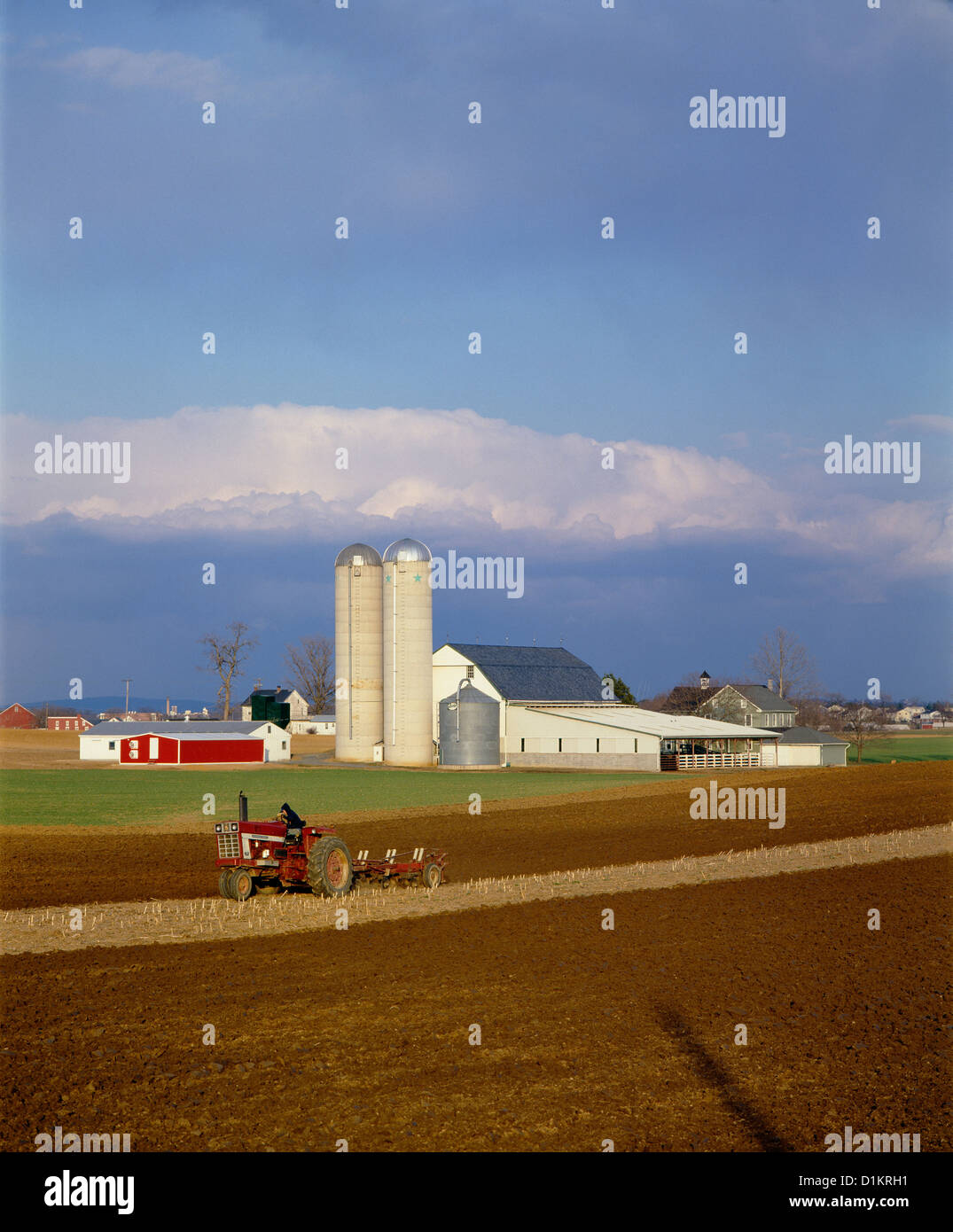 Spring plowing field tractor hi-res stock photography and images - Alamy