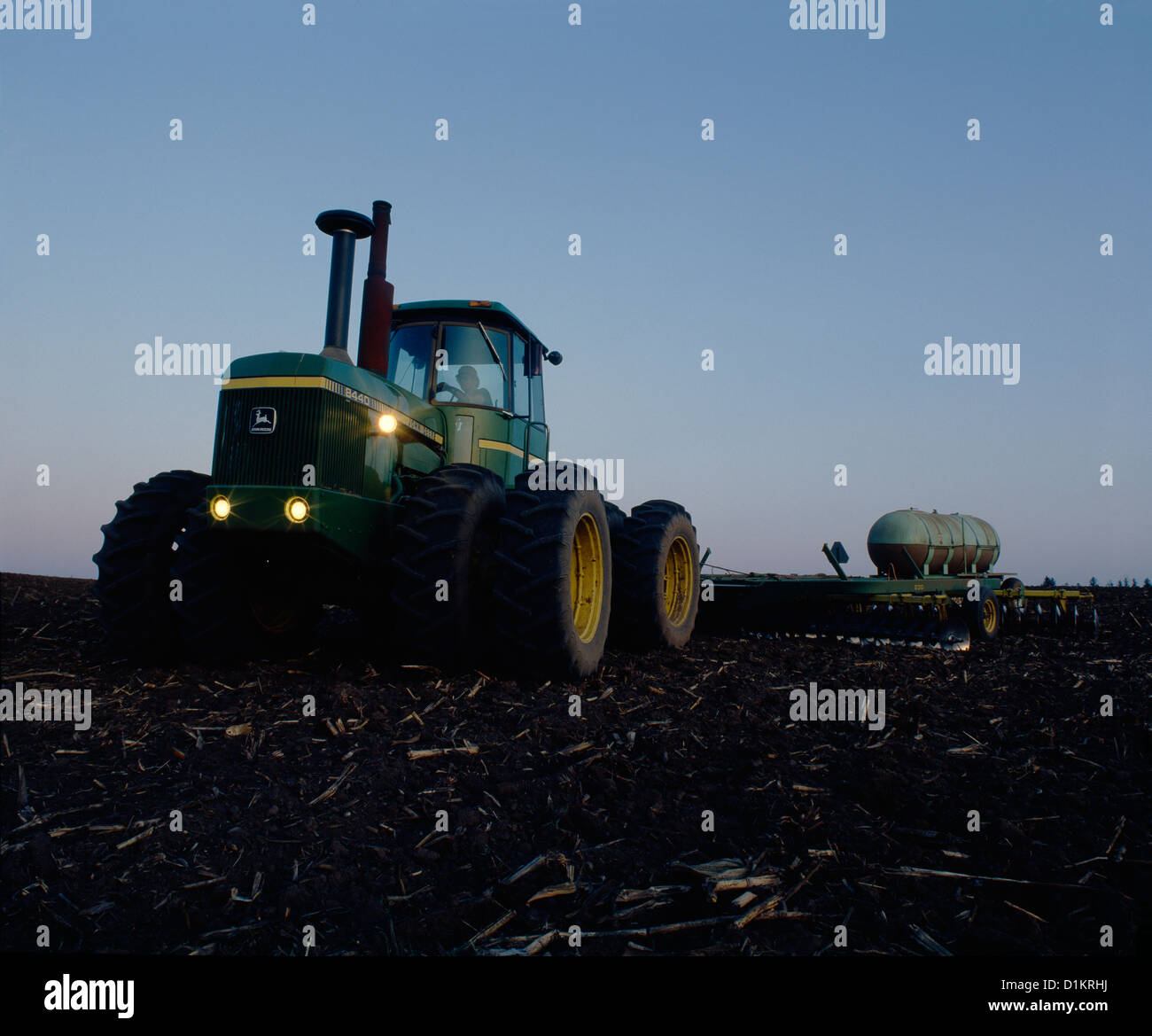 4 WHEEL DRIVE TRACTOR WITH DISC AND CHEMICAL TANKS Stock Photo - Alamy