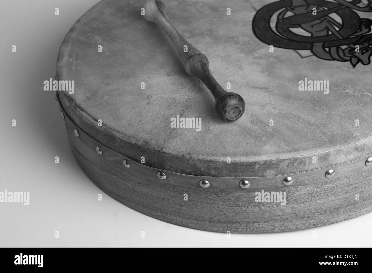Bodhran drum hi-res stock photography and images - Alamy