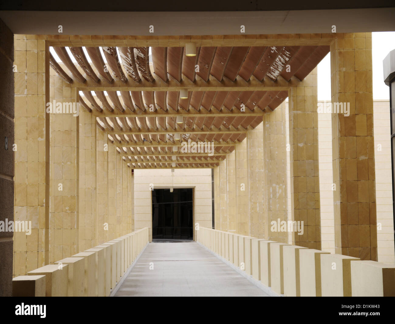 Receding geometric perspective hi-res stock photography and images - Alamy
