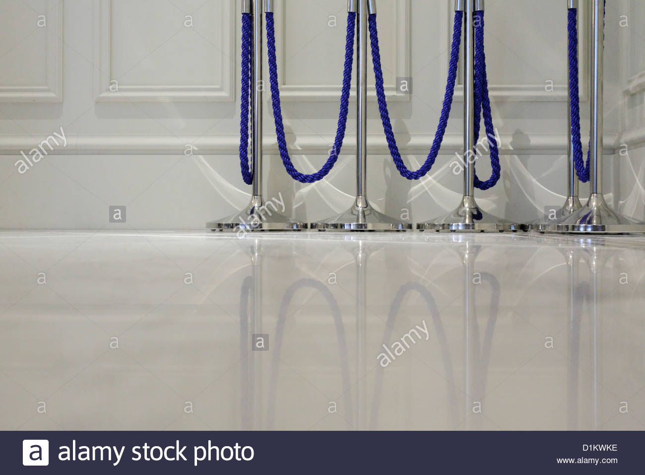 Velvet Rope Stock Photos & Velvet Rope Stock Images - Alamy