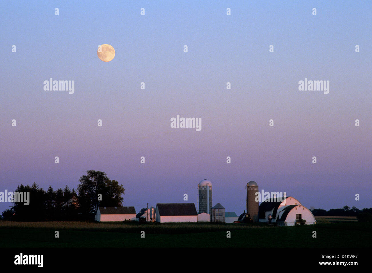 Harvest moon america hi-res stock photography and images - Alamy