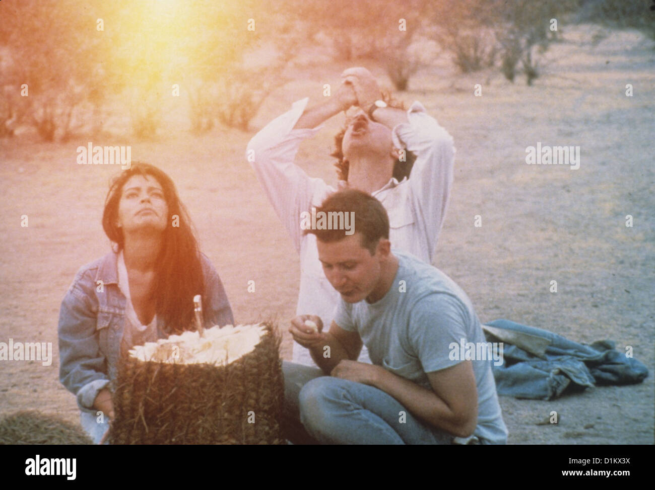 Back To Back -- Szenenbild Stock Photo - Alamy