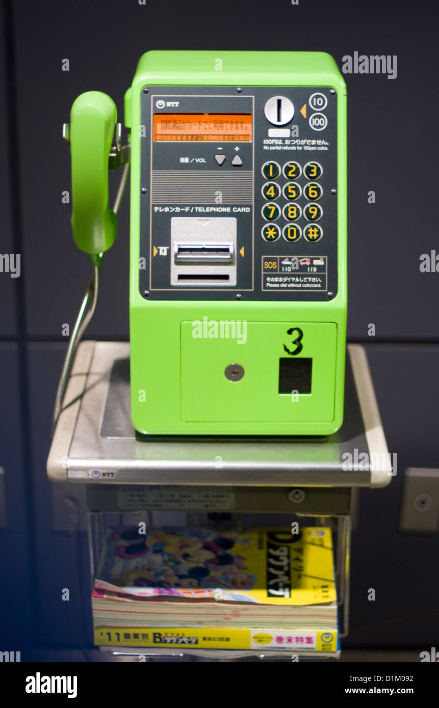 Green Public Telephone Japan High Resolution Stock Photography and ...