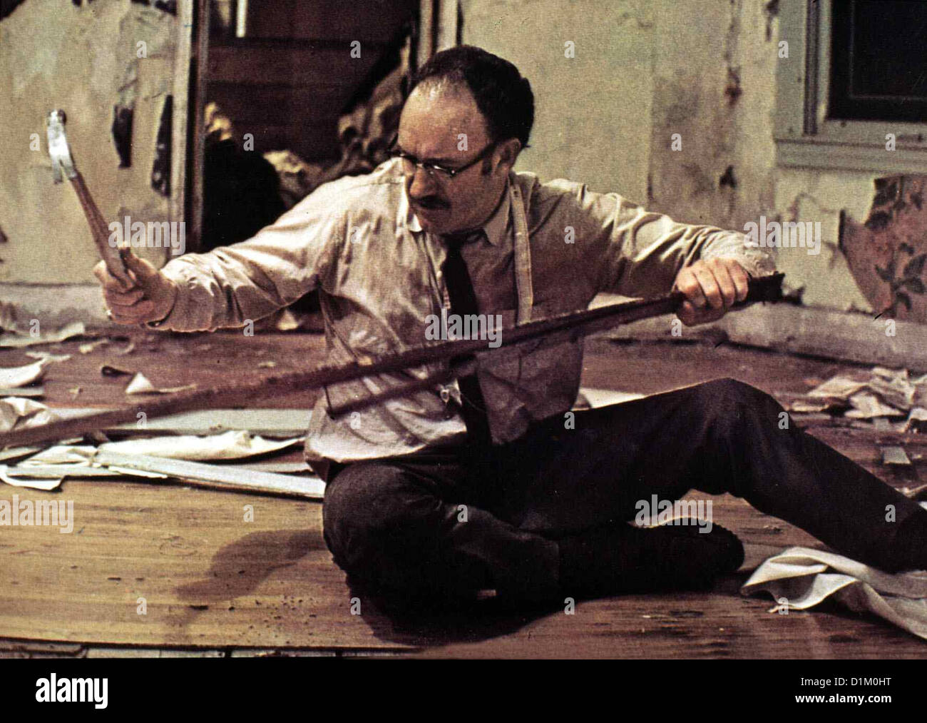 Movie scene conversation hi-res stock photography and images - Alamy