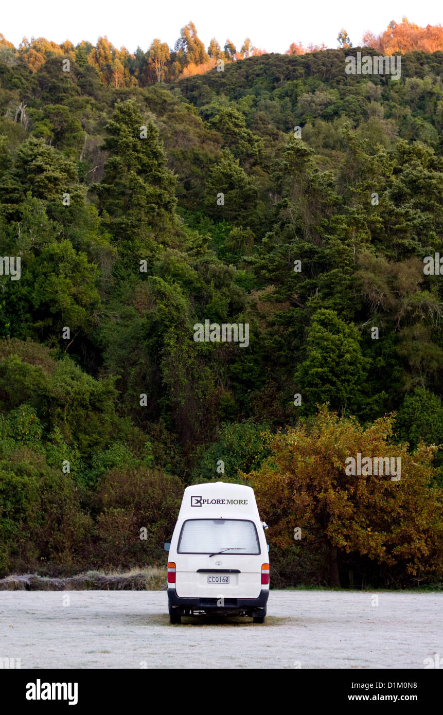 Camper van new zealand hi-res stock photography and images - Alamy