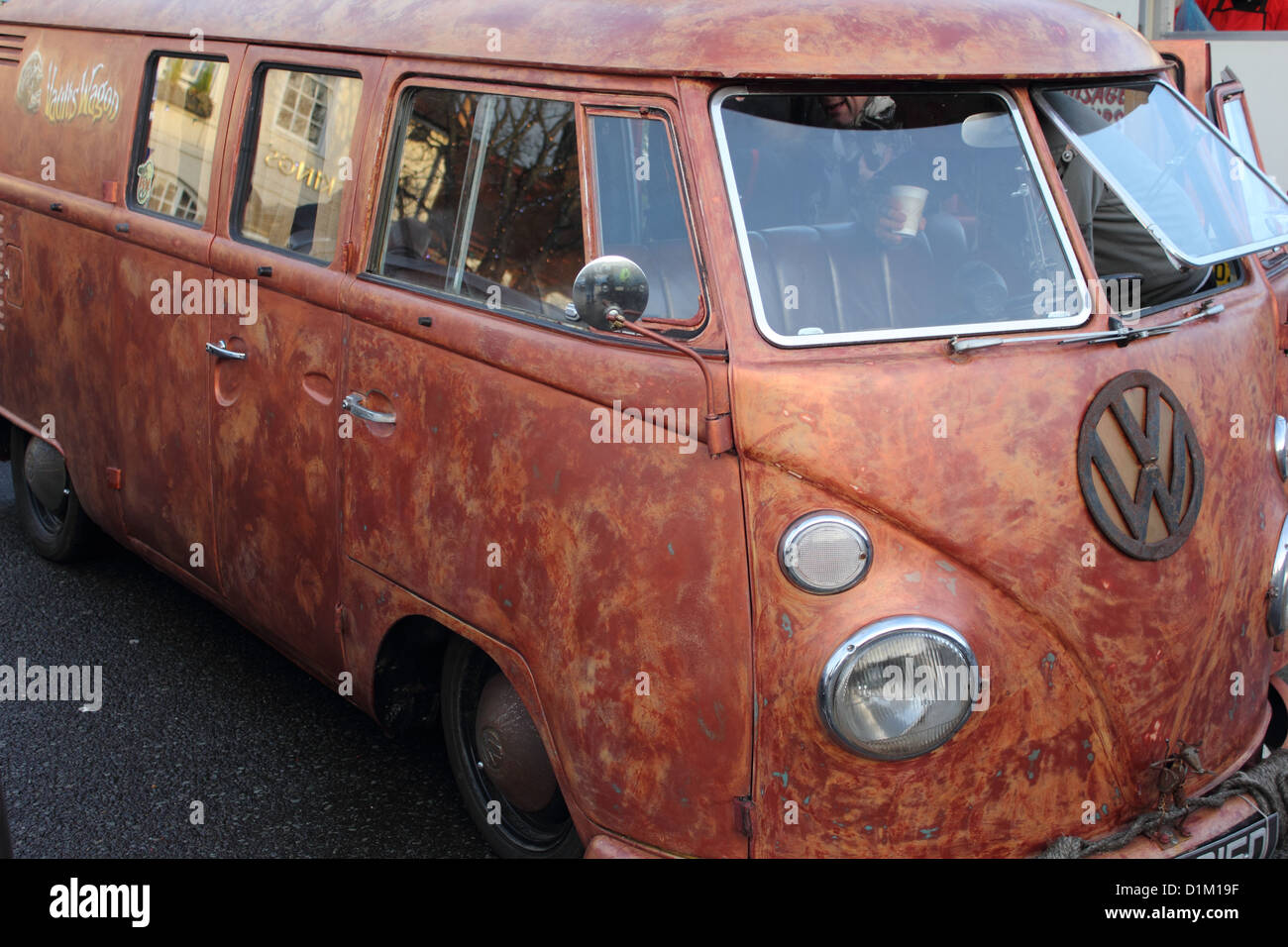 retro split screen van at a show Stock Photo - Alamy