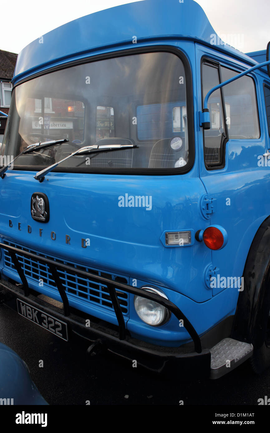 Classic lorry hi-res stock photography and images - Alamy