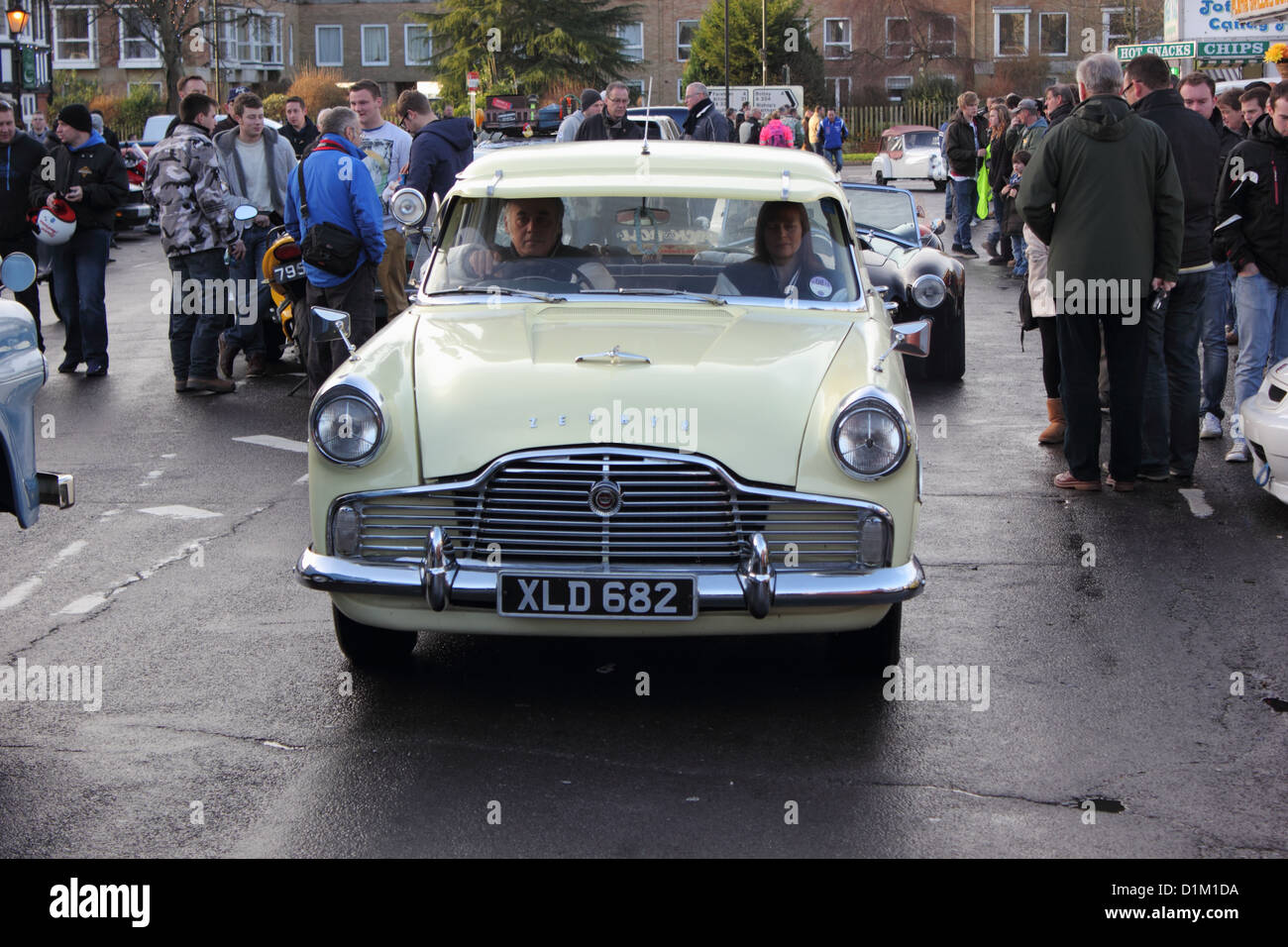 old retro classic cars Stock Photo - Alamy