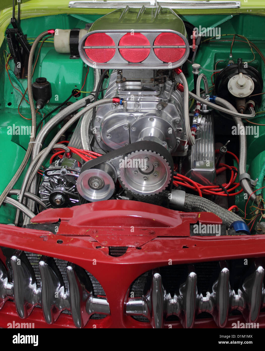 Car chrome engine hi-res stock photography and images - Alamy