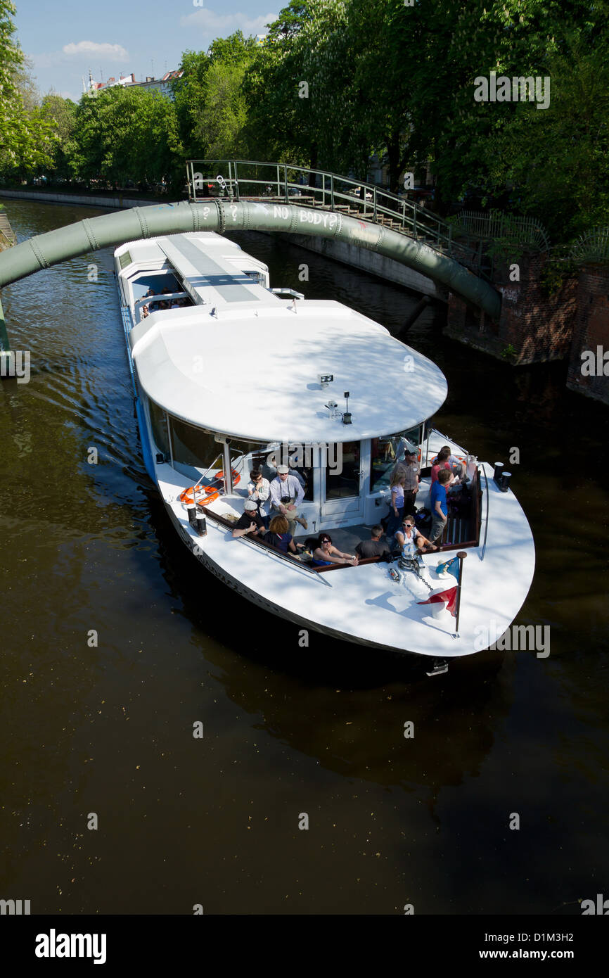 Kreuzberg tour river spree hi-res stock photography and images - Alamy