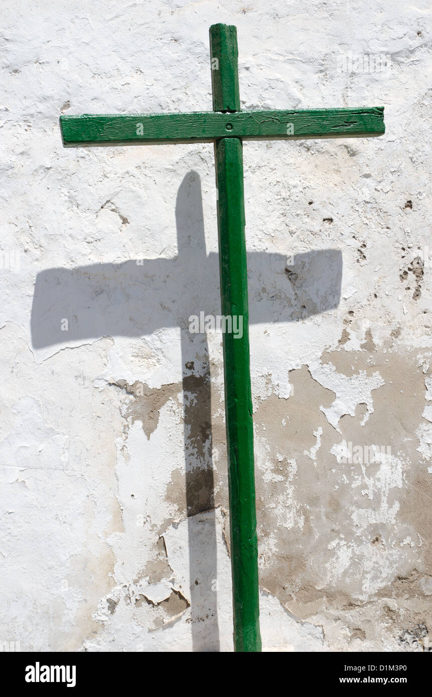 Shadow of cross hi-res stock photography and images - Alamy