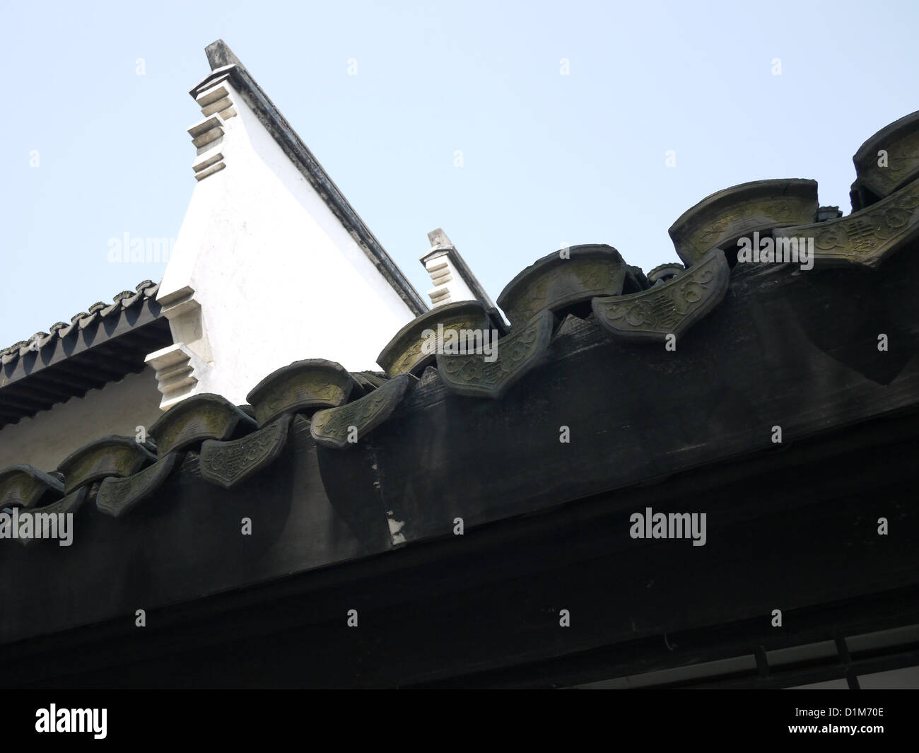 old vintage asian building roof edge Stock Photo - Alamy