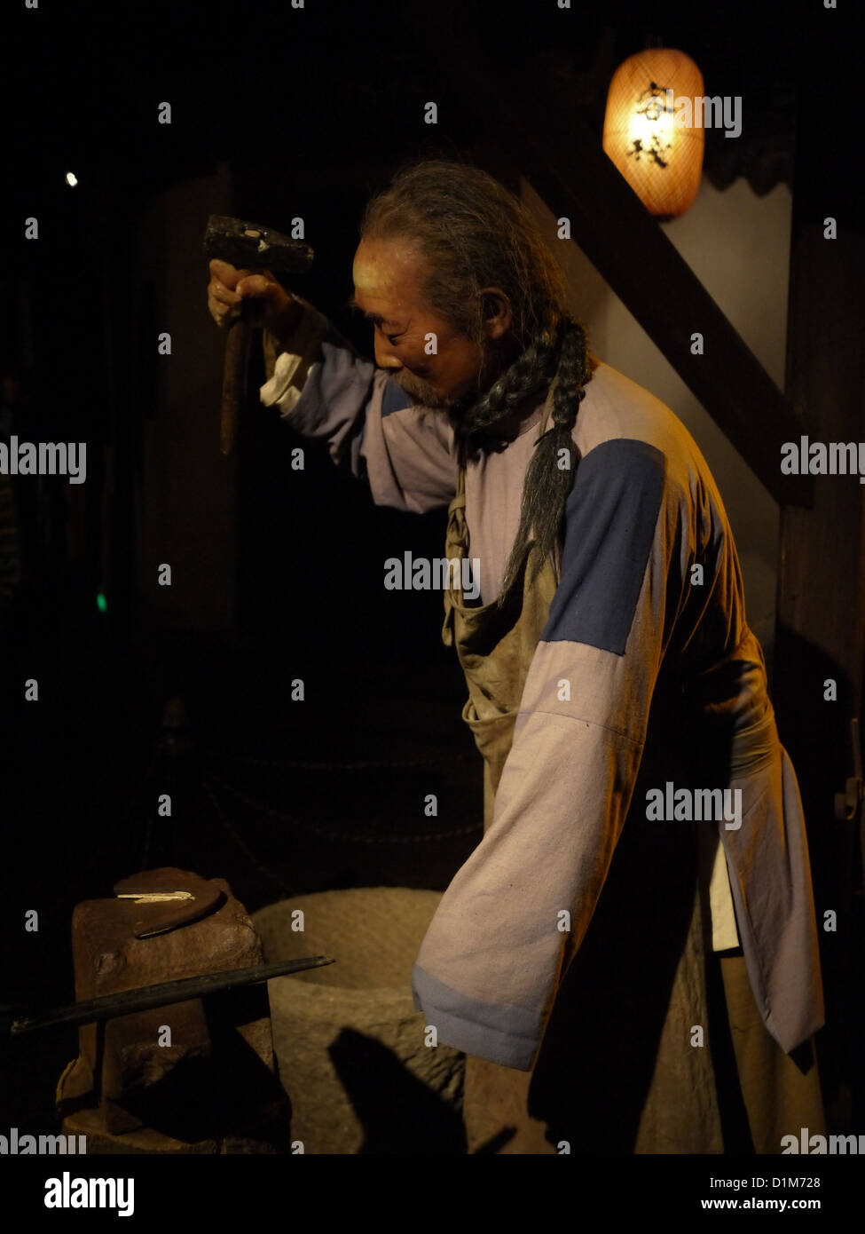 ancient chinese male worker Stock Photo - Alamy