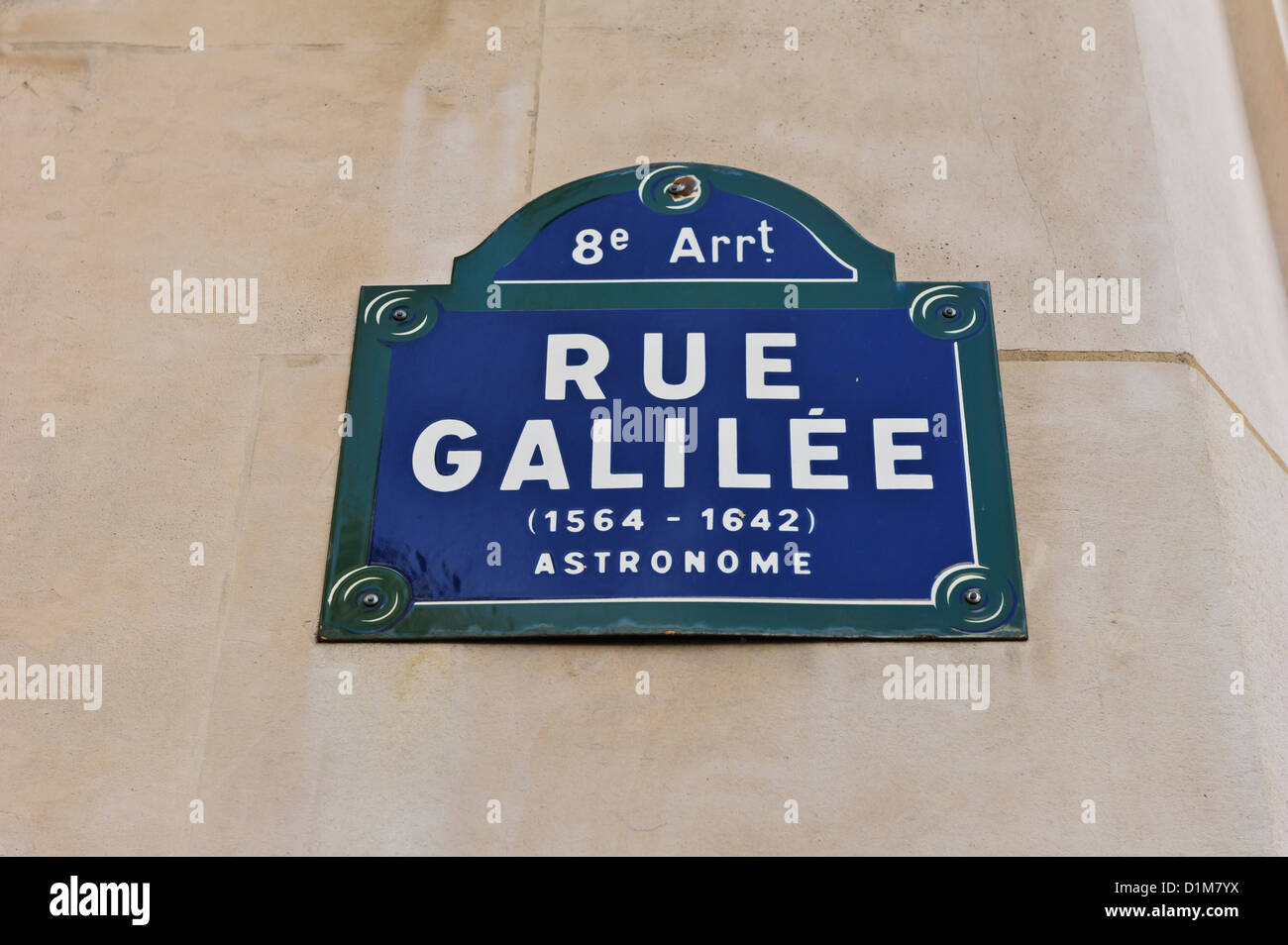 French signpost hi-res stock photography and images - Alamy