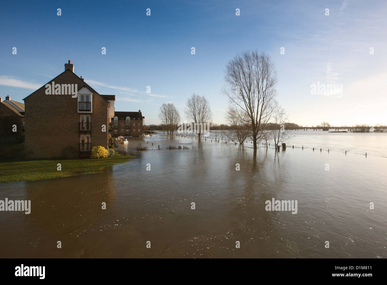 FLOOD IN ST IVES CAMBRIDGESHIRE Stock Photo - Alamy