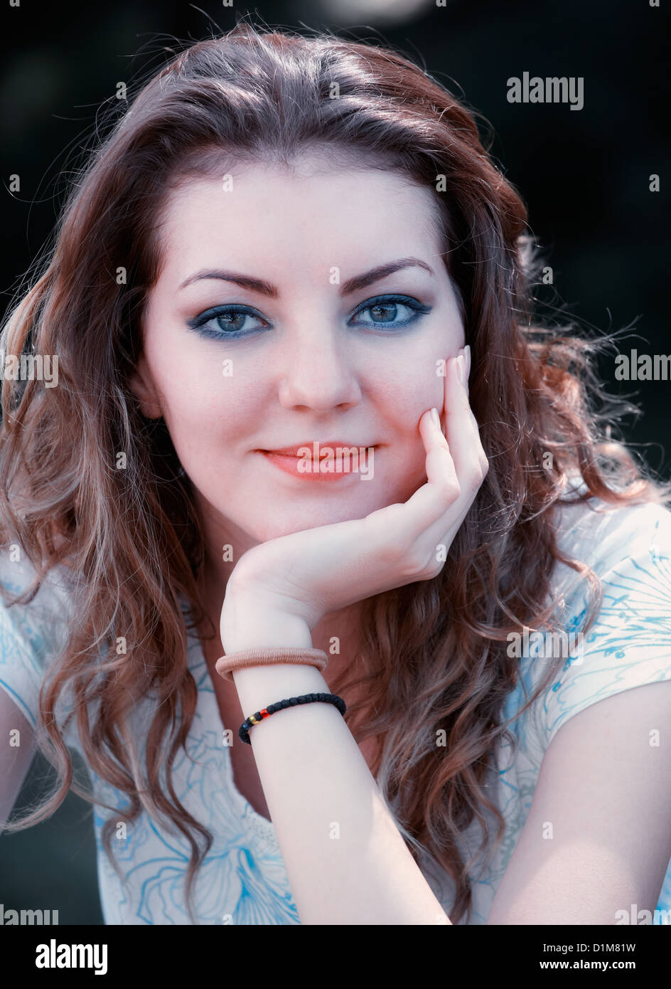 Portrait of a beautiful 20 year old woman enjoying a summer day outdoor Stock Photo - Alamy