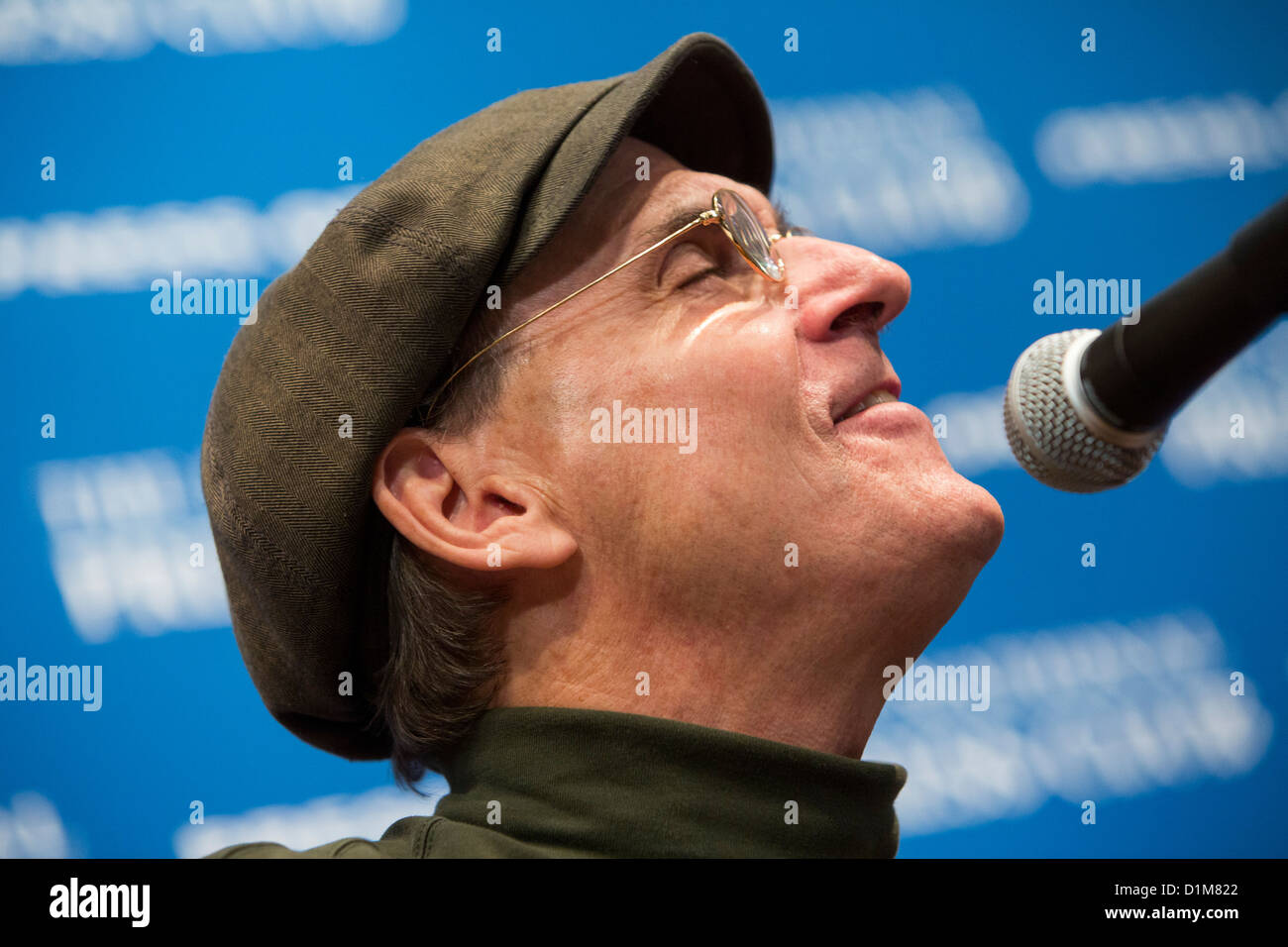 James taylor hi-res stock photography and images - Alamy