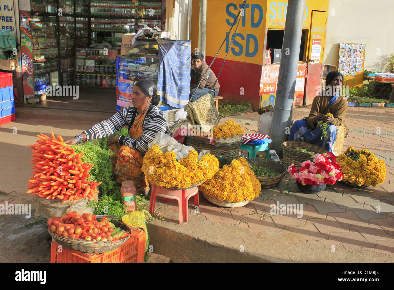 Market outside Government Botanical garden, Udhagamandalam (Ooty ...