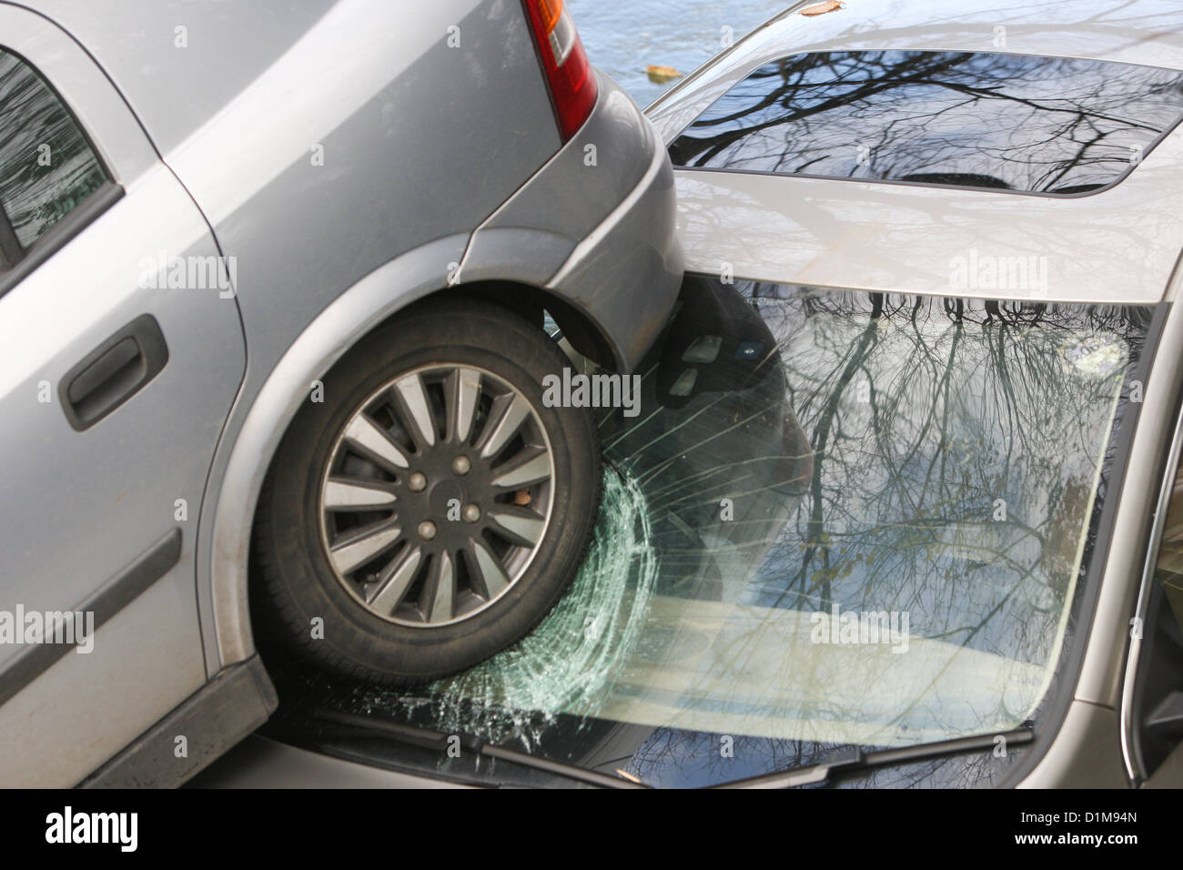 Cars are washed in the river hi-res stock photography and images - Alamy