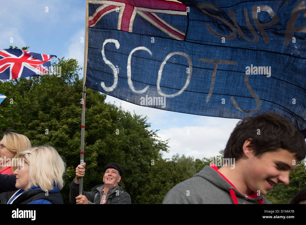 Waving scottish flag hi-res stock photography and images - Alamy