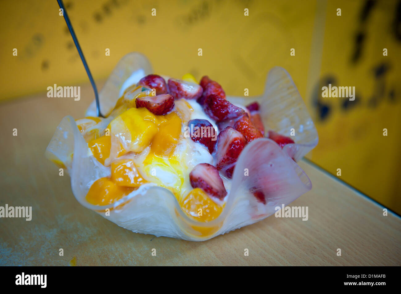 Mango and strawberry ice cream Stock Photo - Alamy