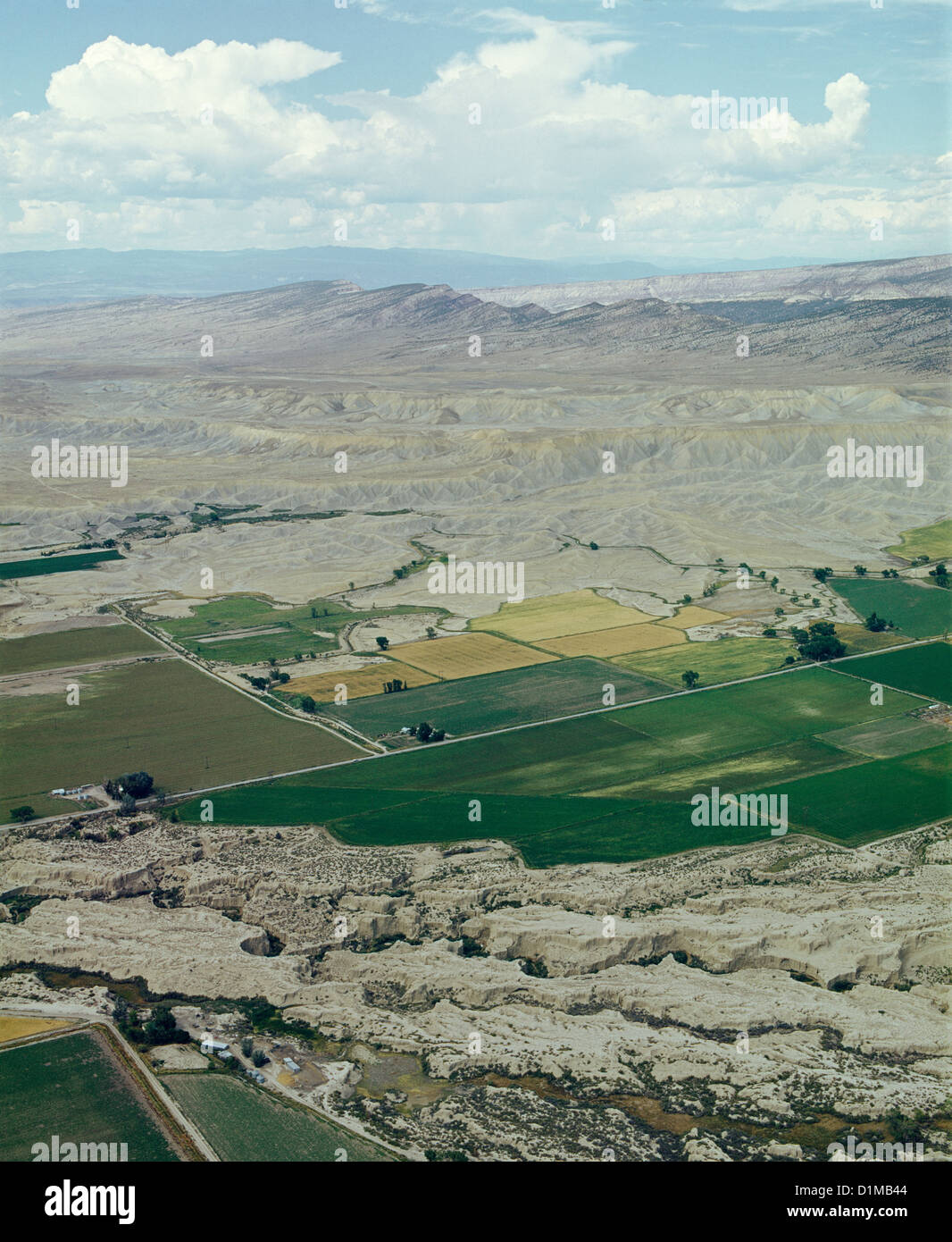 Irrigated farmland hi-res stock photography and images - Alamy