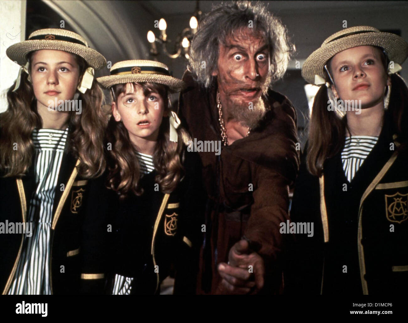 Geoffrey bayldon catweazle hi-res stock photography and images - Alamy