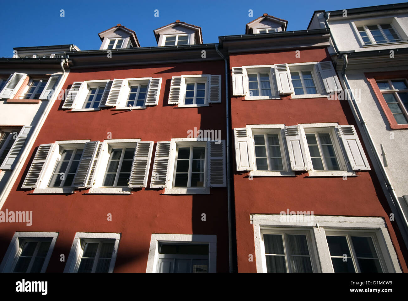 Austrian traditional houses hi-res stock photography and images - Alamy