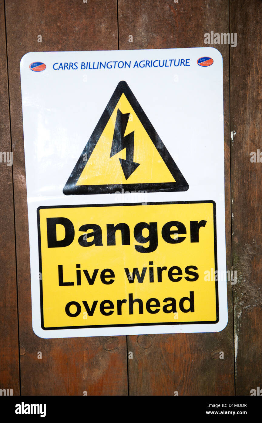 Electricity warning sign hi-res stock photography and images - Alamy