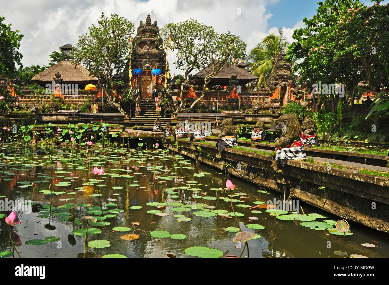 INDONESIA, Bali, Ubud, Buddhist Lotus Temple, Pura Saraswati Stock ...