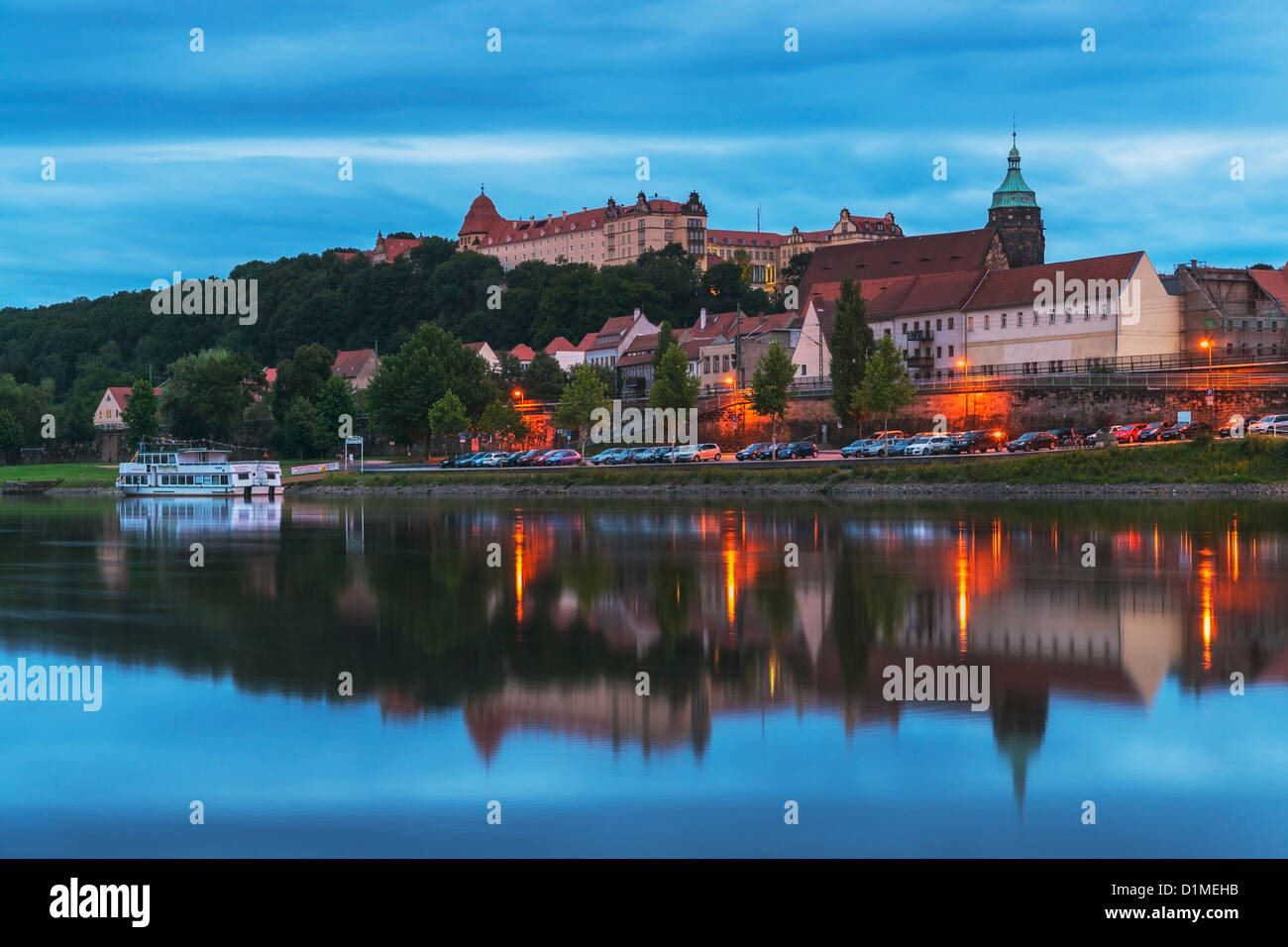 View over the River Elbe to the Sonnenstein Castle and the Church of St ...