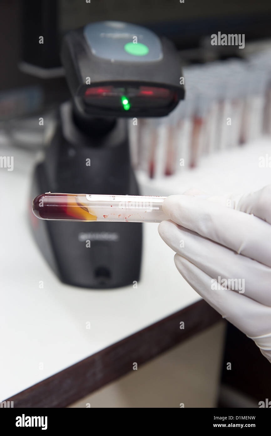 scanning bar code Stock Photo - Alamy