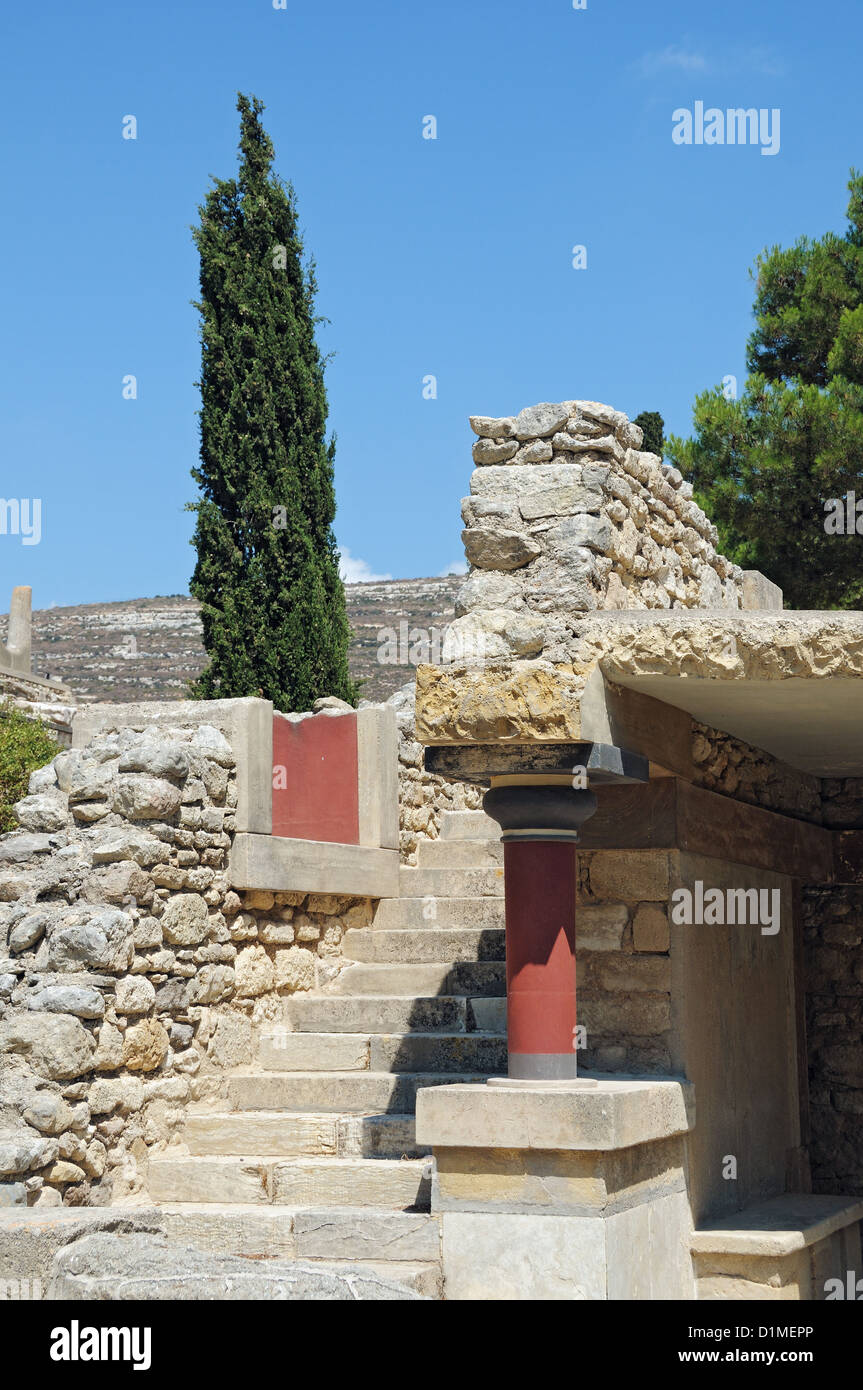 Archeology site of Knossos palace in Crete, Greece Stock Photo - Alamy