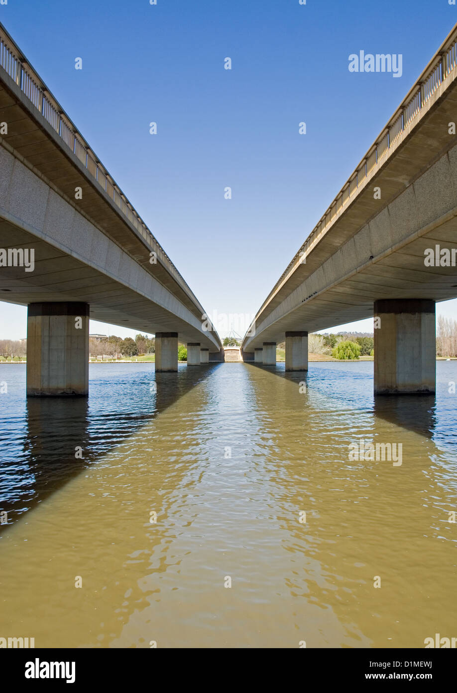 Commonwealth Bridge over Lake Burley Griffin, Canberra, Australia Stock ...