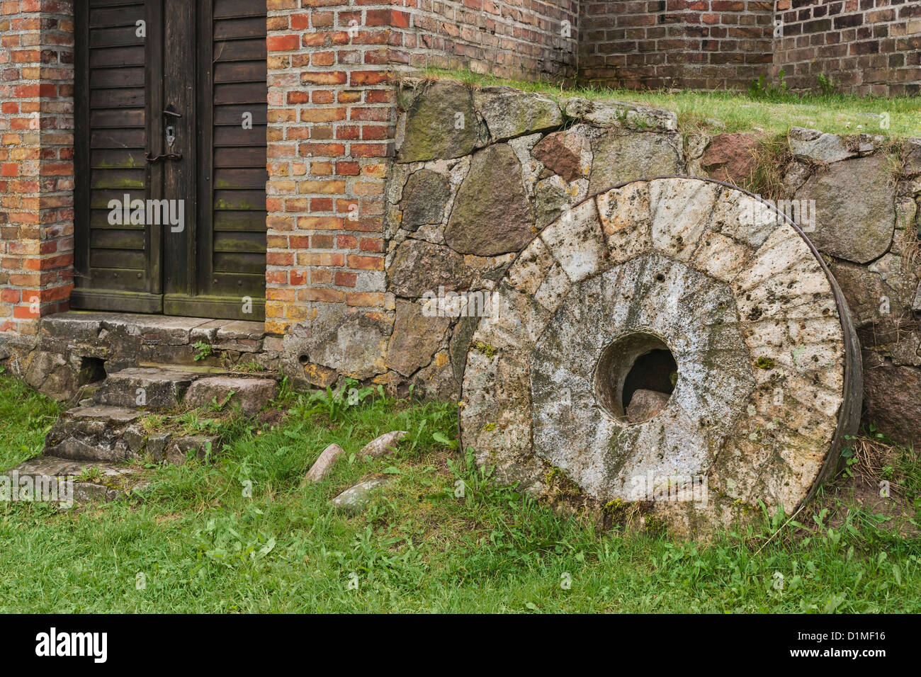 19th century stone windmill hi-res stock photography and images - Alamy