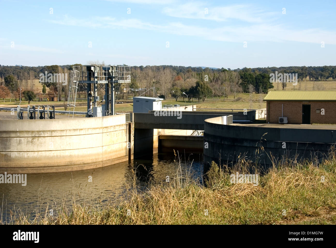 Wingecarribee dam hi-res stock photography and images - Alamy