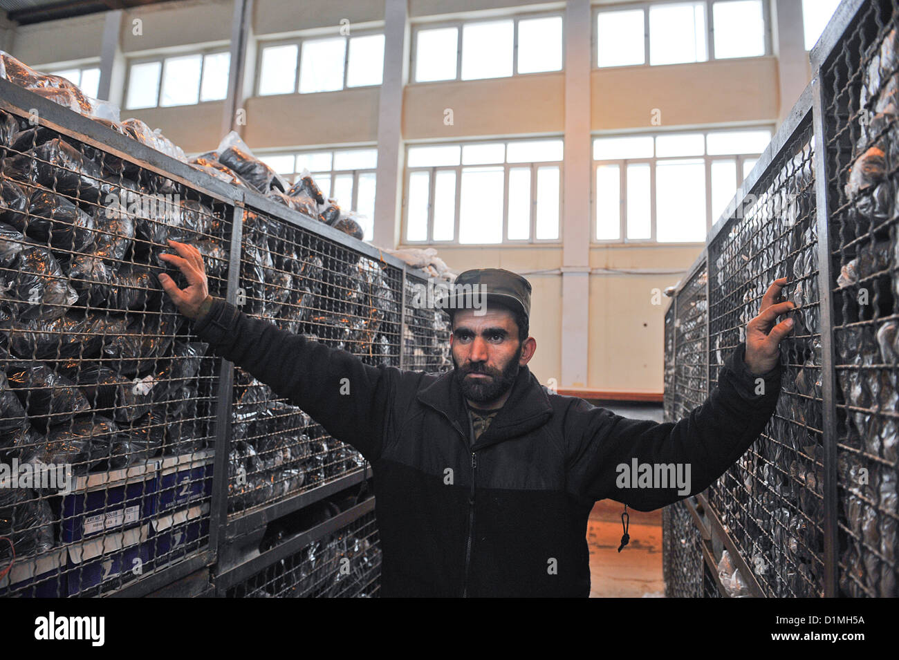 Kabul military training center hi-res stock photography and images - Alamy