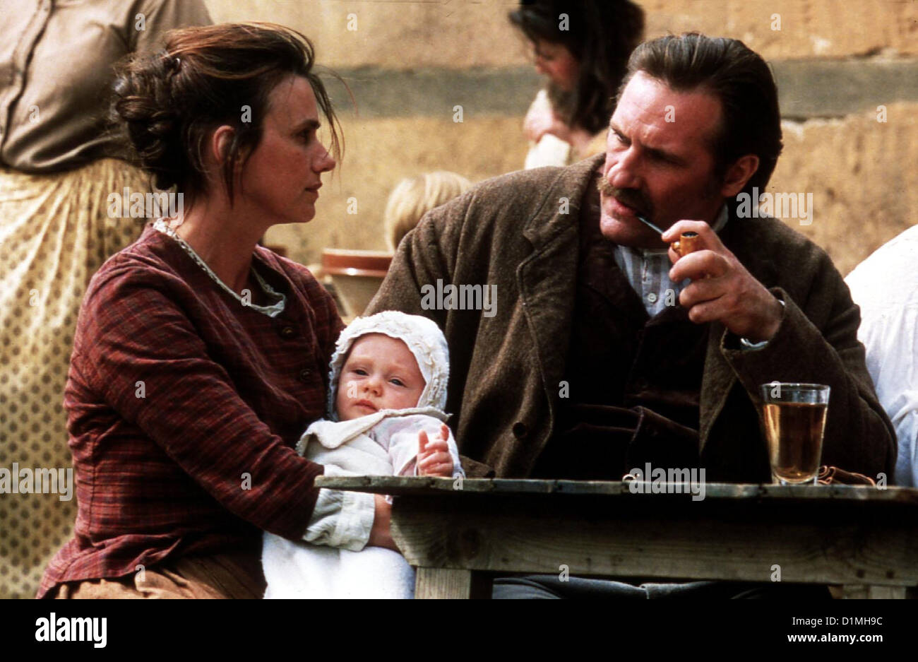 Germinal Germinal Maheude (Miou-Miou), Maheu (Gerard Depardieu ...