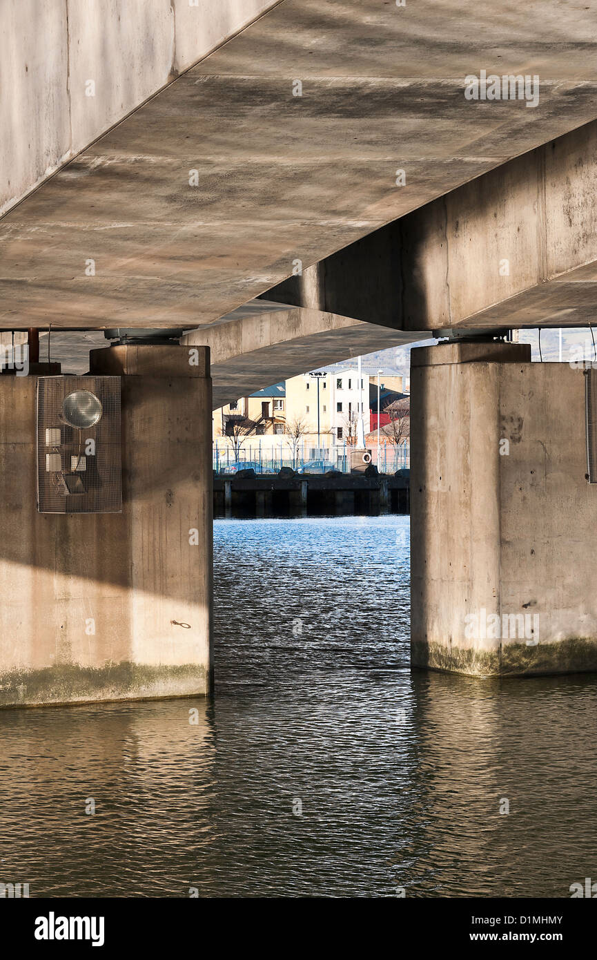 Bridge over river lagan hi-res stock photography and images - Alamy
