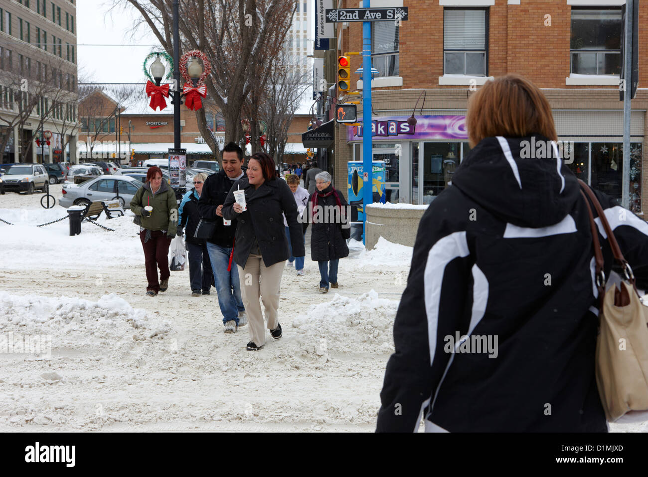 Covered people hi-res stock photography and images - Alamy