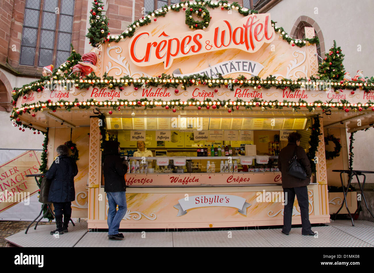 Crepe stand hi-res stock photography and images - Alamy