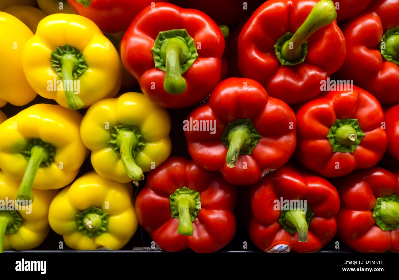 Group of shiny red peppers hi-res stock photography and images - Alamy