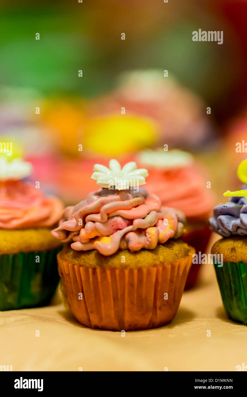 Stack cupcakes hi-res stock photography and images - Alamy