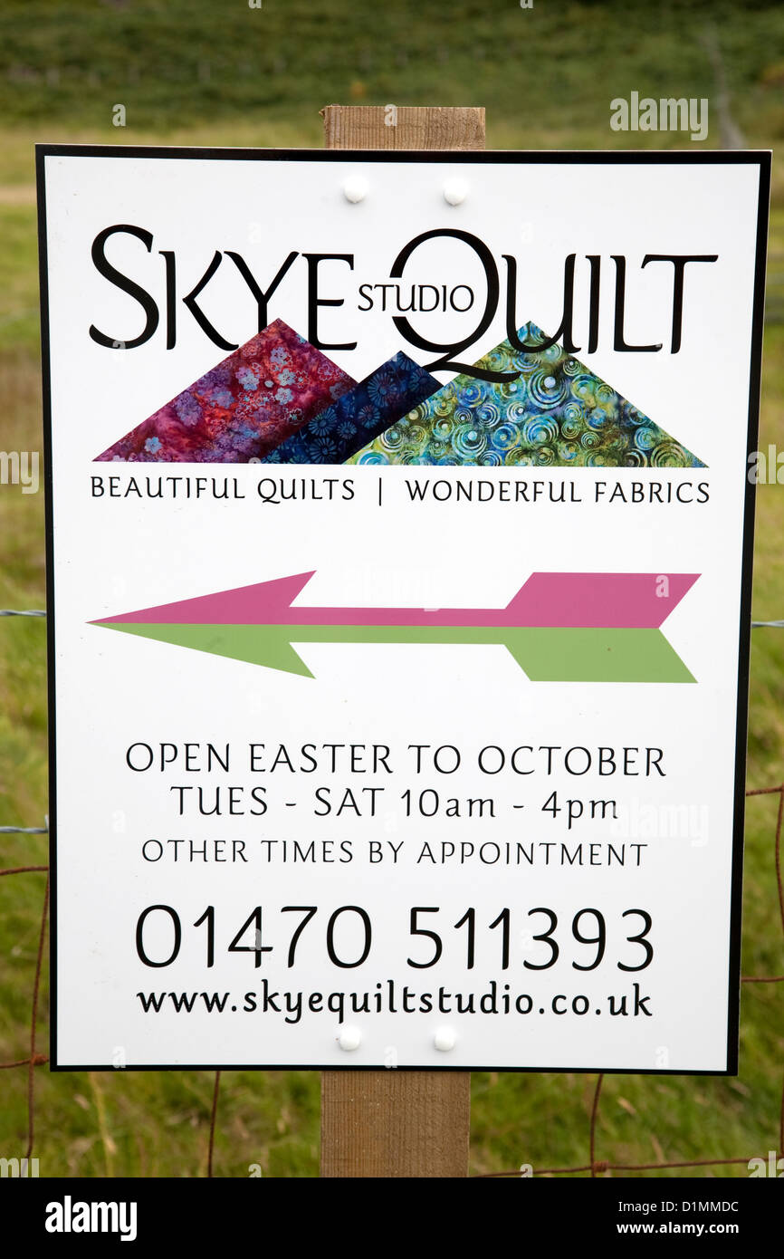 Quilt shop sign hi-res stock photography and images - Alamy