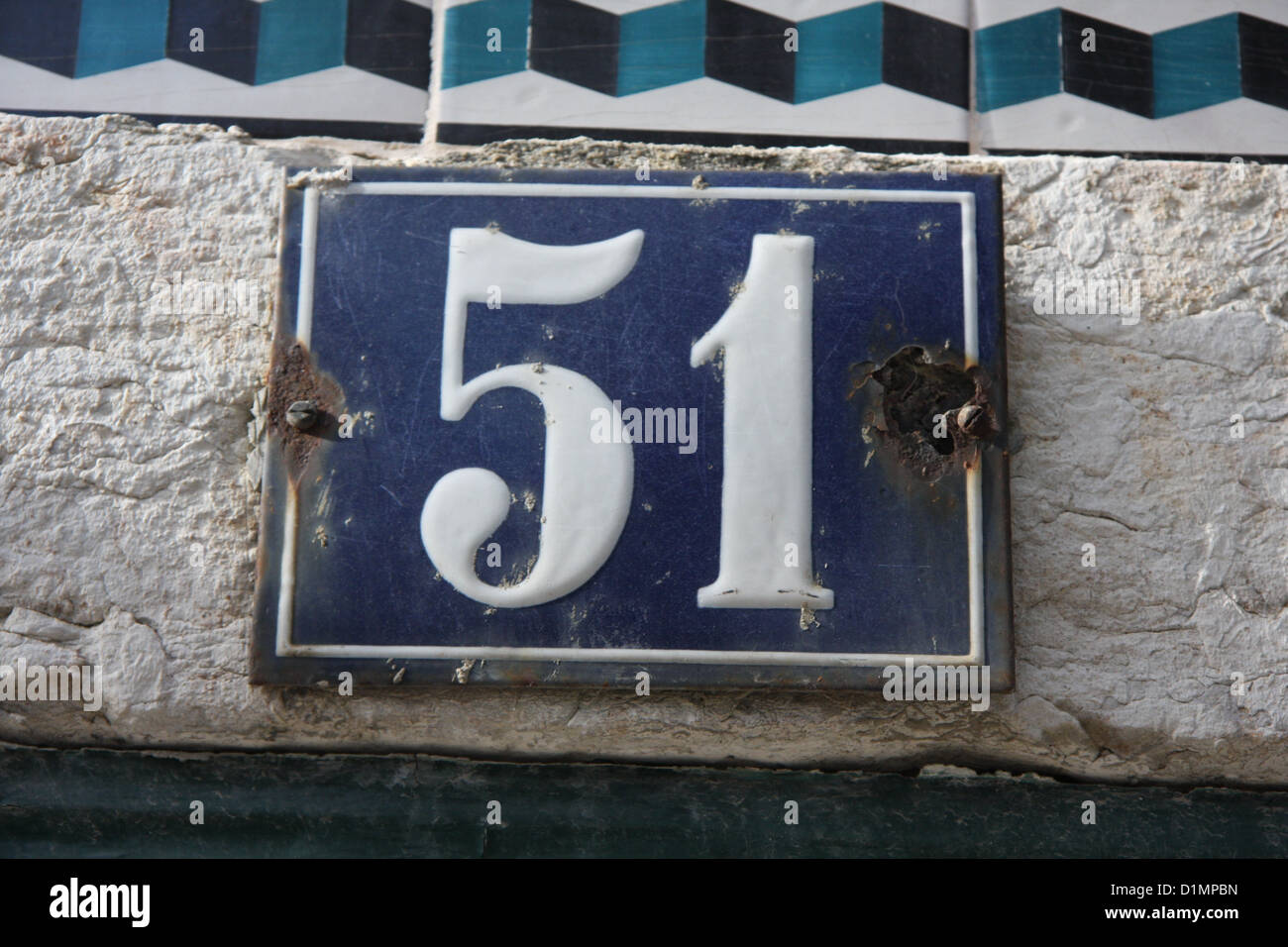 House number 51 sign hi-res stock photography and images - Alamy
