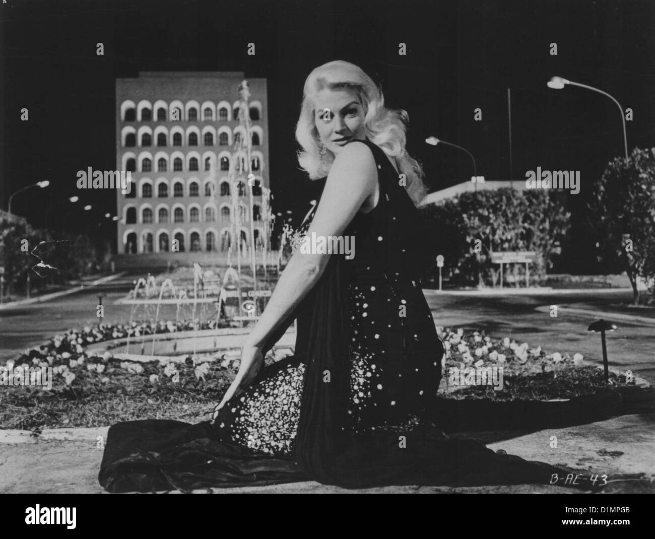 Boccaccio 70 hi-res stock photography and images - Alamy