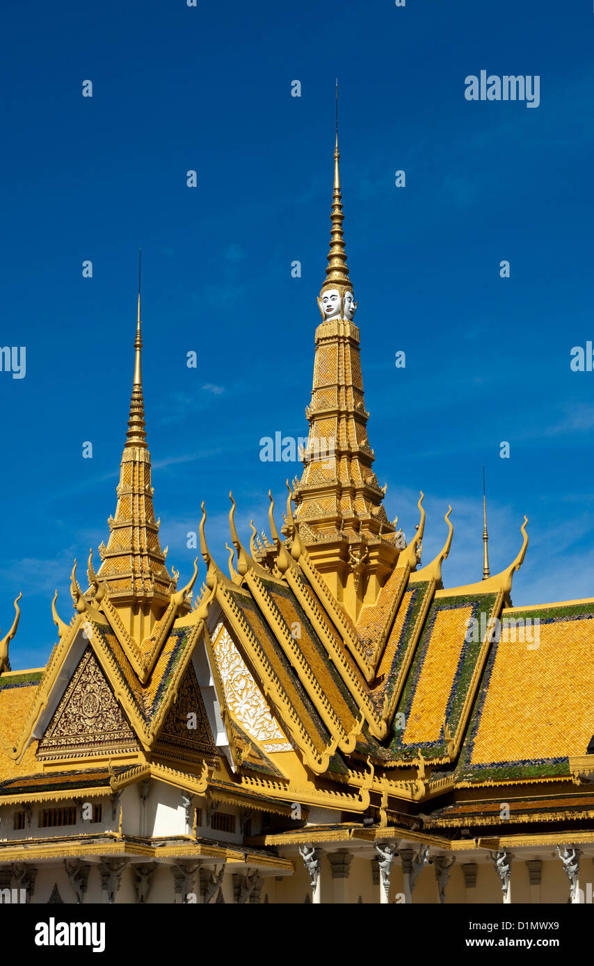 Throne hall building hi-res stock photography and images - Alamy